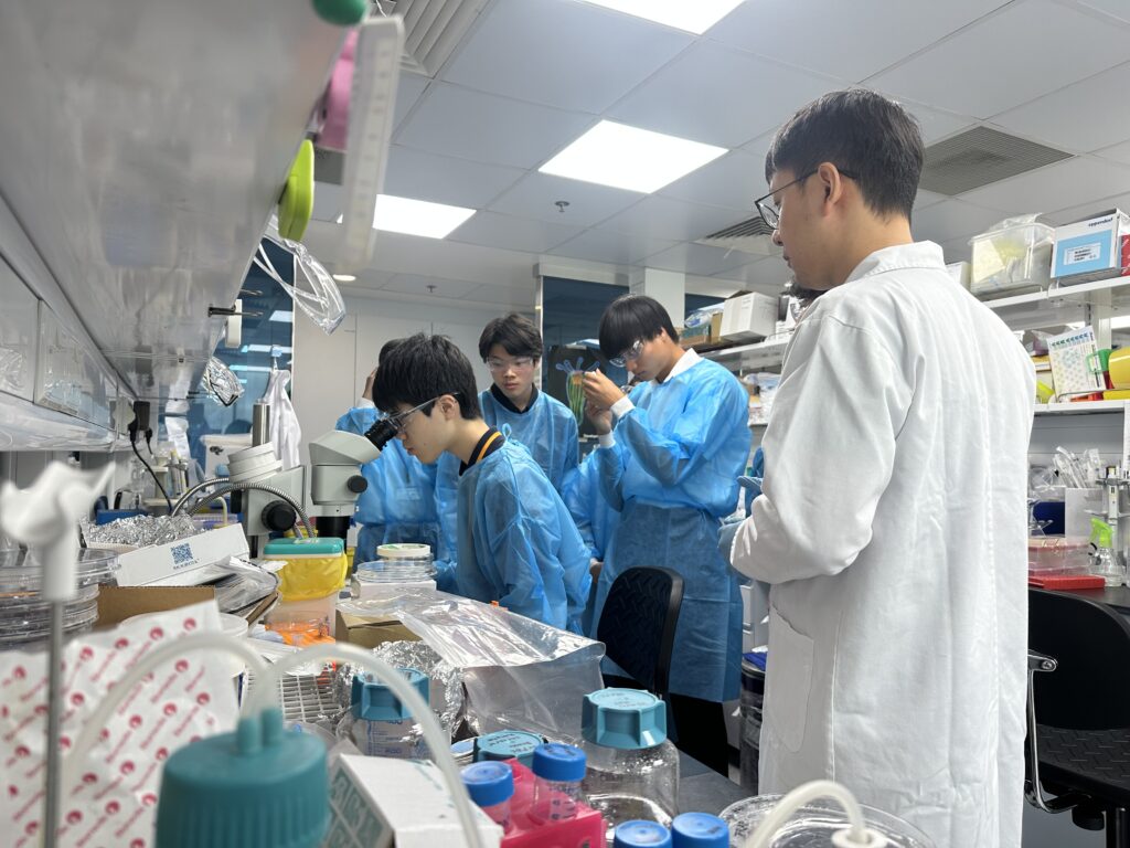 MBI Hosts Students from Sakura High School! - Mechanobiology Institute ...